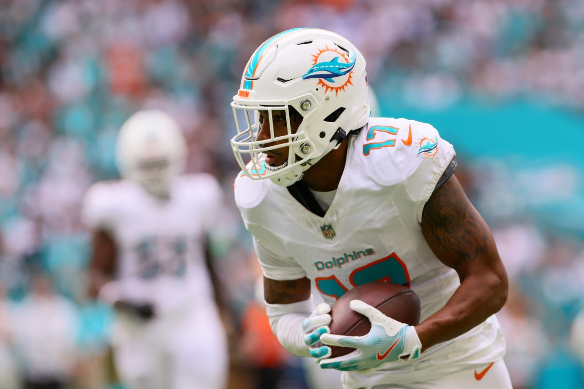 Report: Jaylen Waddle wasn't getting moved as long as Chris Grier had ...